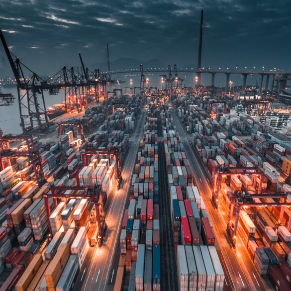 The Future of Supply Chains in 2025: Resilient, Intelligent ...